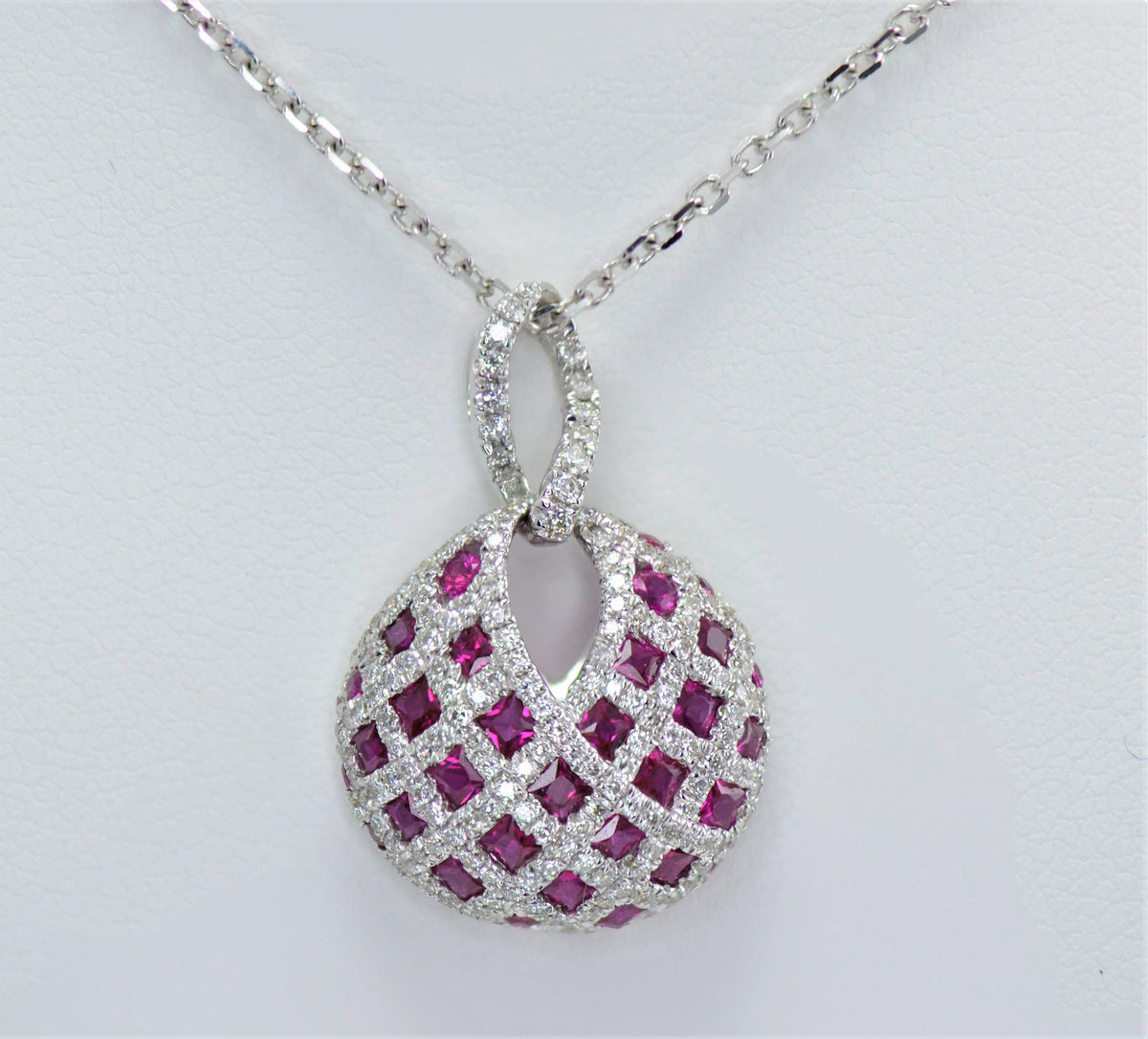 Necklaces & Pendants– Divine & Timeless Jewelry